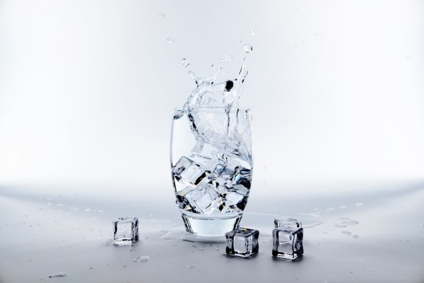 The Negative Effects of Drinking Cold Water - Living-Water